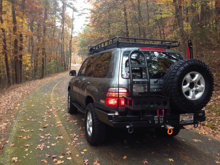 Get Steel Flat Roof Racks To Eliminate Your Storage Issues